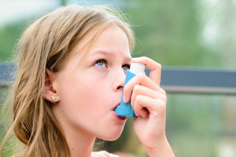 How to Treat Typical Symptoms of Allergies - Live the Organic Dream